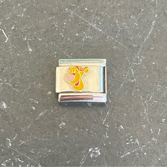 Disney | Jewelry | Nwot Walt Disney Collection Tigger The Tiger ...